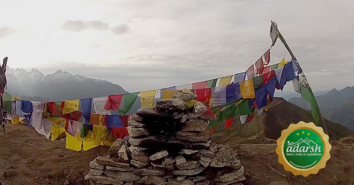 Damthang Tendong Trek, Damthang Tendong Trek - Adarsh Tours